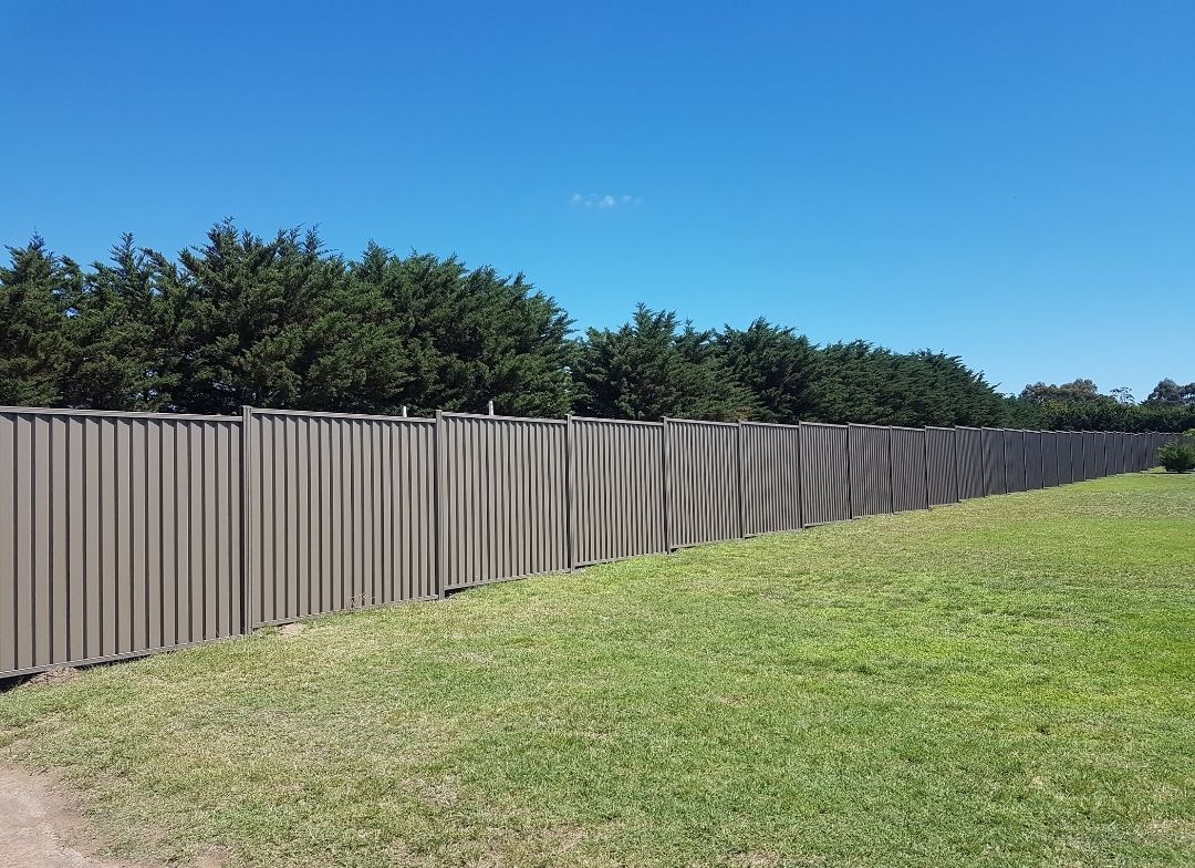 Colorbond fencing - Anjo's Fencing