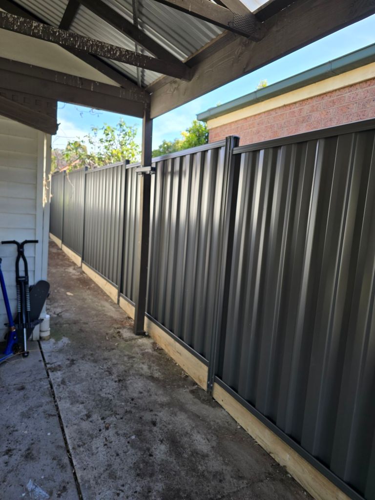 Colorbond fences - Anjo's Fencing